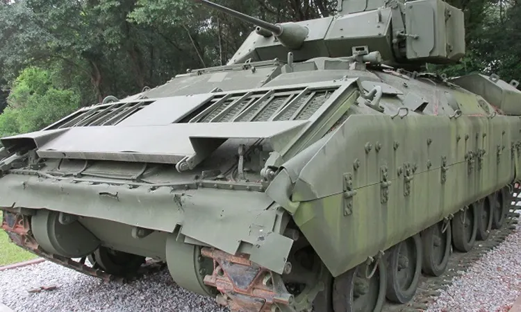 Bradley Armored Vehicle – Specs, Variants, Combat History & Collector ...