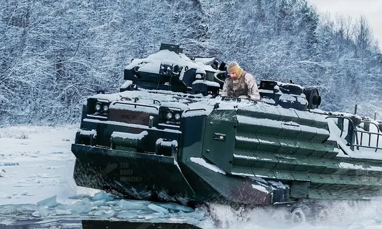 AAV Vehicle: History, Design, and Collectors’ Guide to Amphibious ...